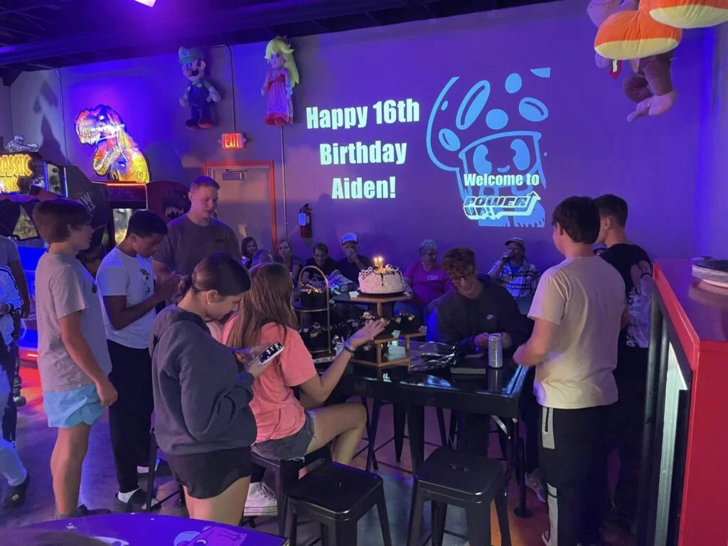 Power Up! Arcade in Sedalia, MO | GolfSimIQ